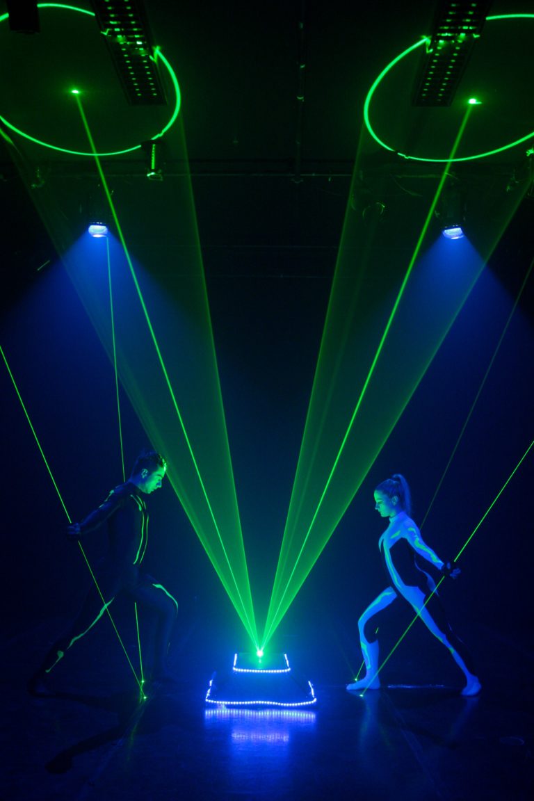 Show Laser – Compagnie Remue-Ménage